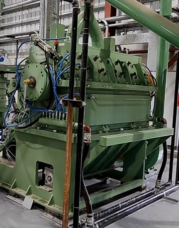 REFINER MILL MU1600 | From Rubber Mulch to Granulate